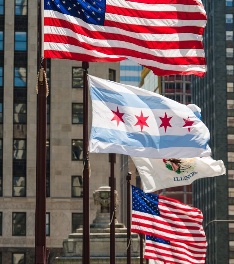 The Chicago Flag: Meaning, History & Why Chicagoans Are Obsessed With ...