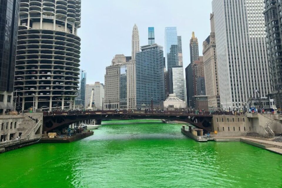Chicago River Dyeing 2026: Date, Time, Best Viewing Spots & What to ...