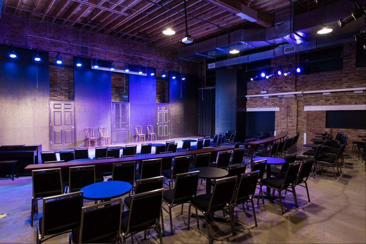 10 Best Comedy Shows in Chicago: Improv, Stand-Up & Sketch (2026 ...
