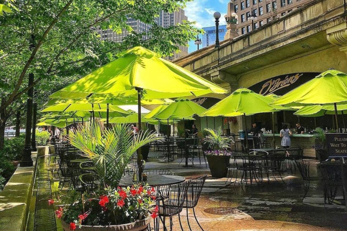 Chicago Riverwalk Restaurants: Best Places to Eat with Food, Views ...