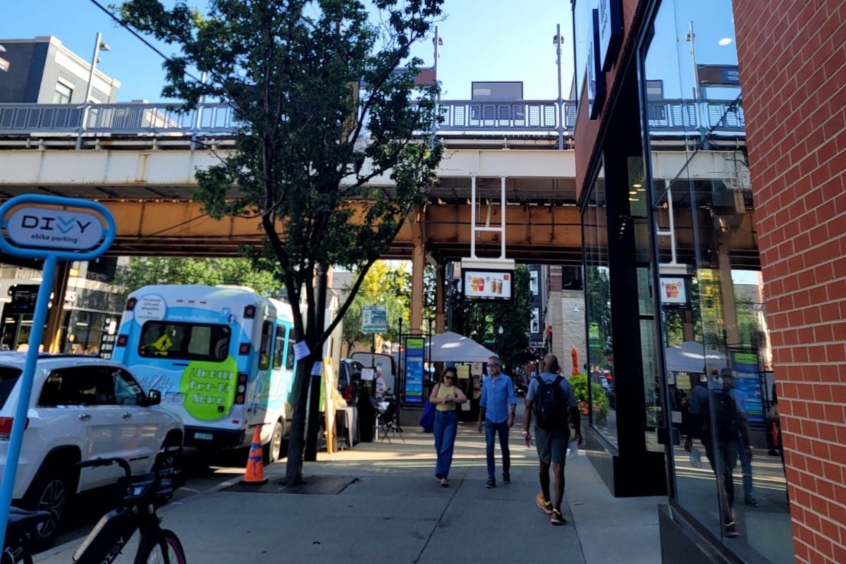 Moving to Chicago? 25 Things You NEED to Know First (2026) - Little ...